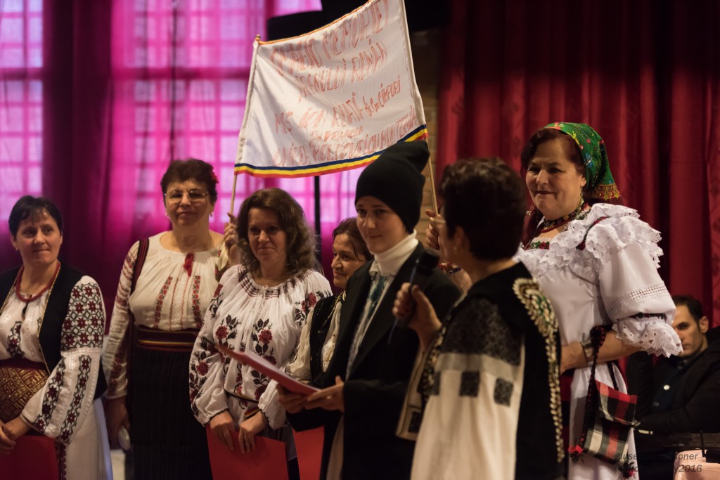 Musica rumena e cibo tradizionale per sentirsi come in una grande famiglia